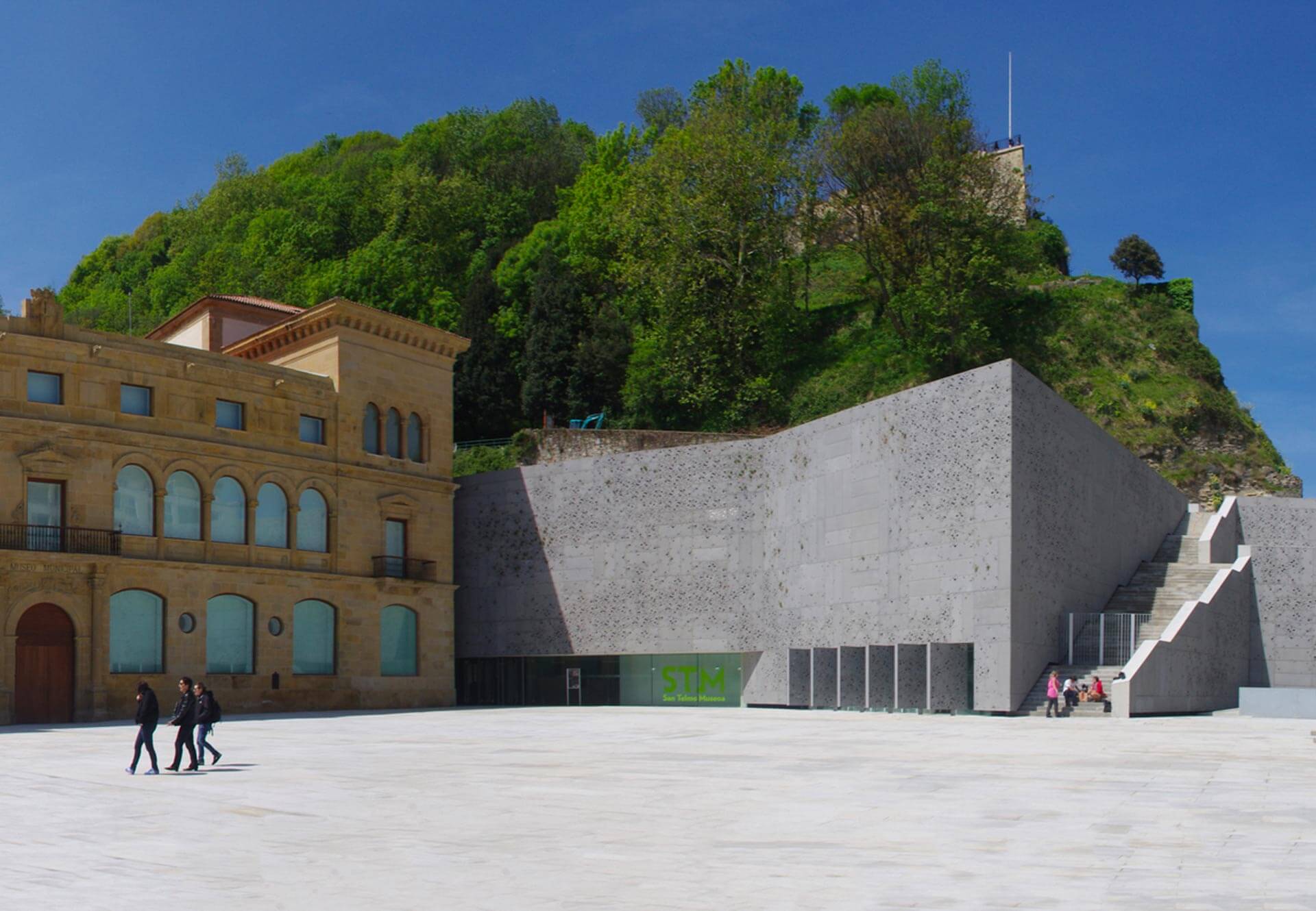 Which museum should I visit in San Sebastian?
